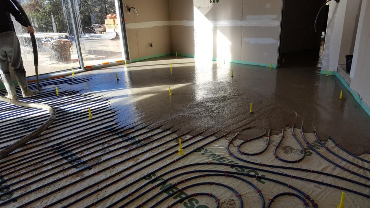 Chape liquide sur plancher chauffant à Montpellier (Hérault) - PMS ISOL